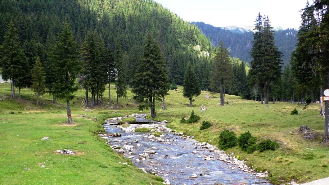 Gura de Rai din Bucegi. Aici funcțiile organismului se regenerează ...