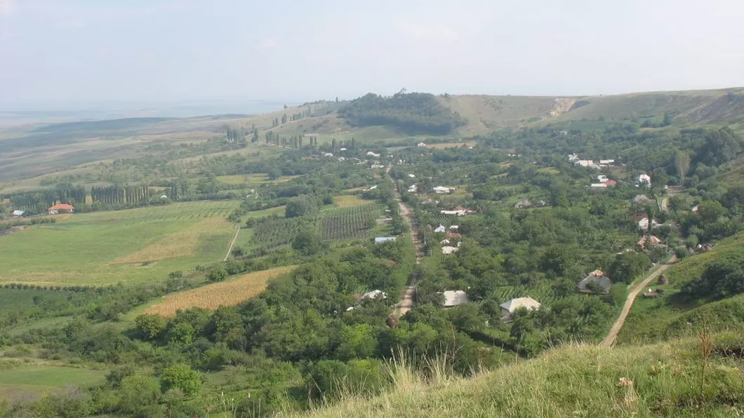 Comuna Cucuteni din Iași a depășit incidența de 6 cazuri Covid-19 la ...