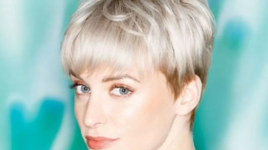 Tunsori pixie pentru păr rar. Coafura potrivită pentru femeile care își ...