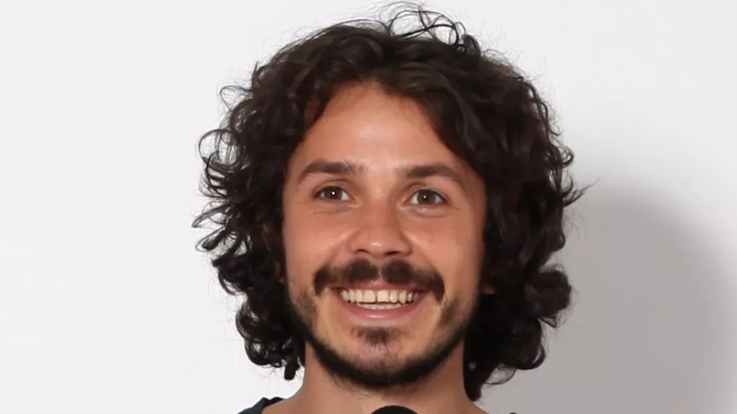 Costel Bojog este unul dintre cei mai buni actori de stand-up din ...