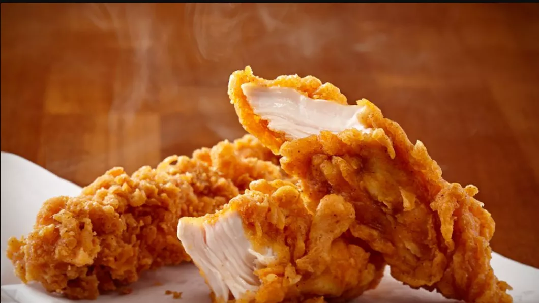 Gujoane de pui în crustă aurie. Rețetă simplă și delicioasă, ideală ...