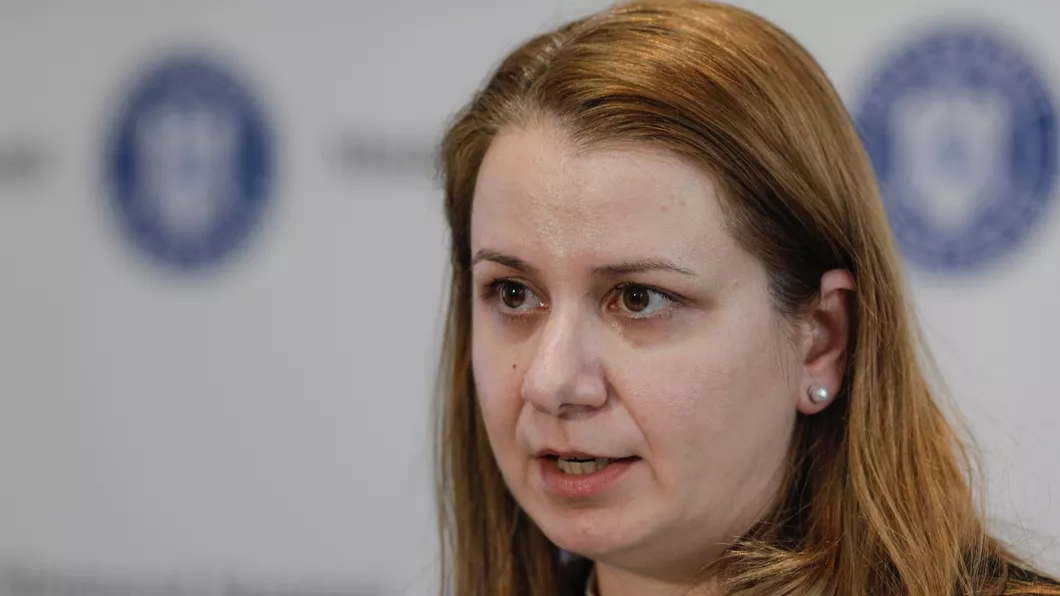 Ligia Deca, primele declarații după ce un perete al internatului din ...