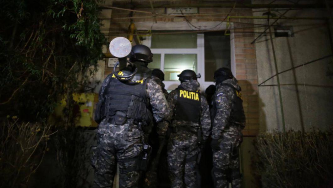 Bomba anului la IPJ Iasi! Sef din POLITIE ridicat de colegi pentru ...