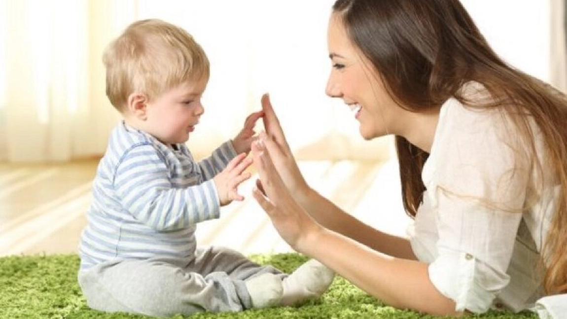 Noi reguli pentru asistenţii maternali. Anunțul făcut de ministrul ...