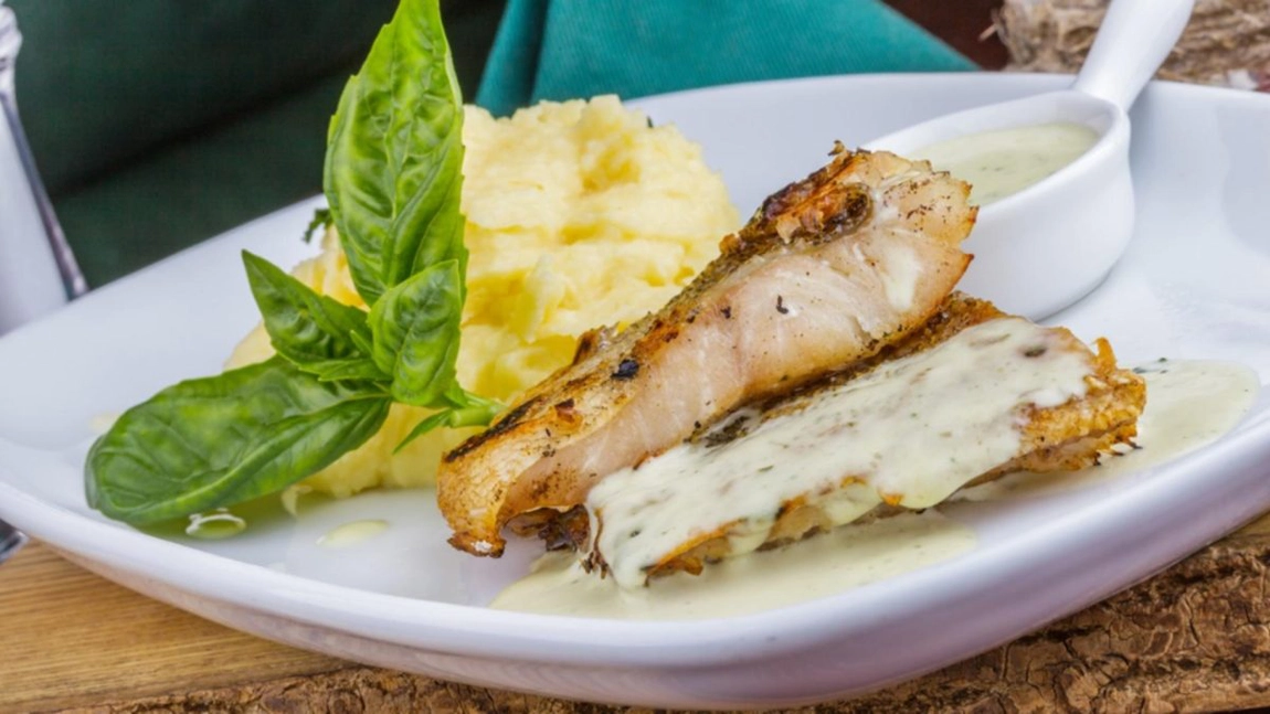 Cum poți găti un sturion la cuptor? Iată cum poți pregăti cel mai ...