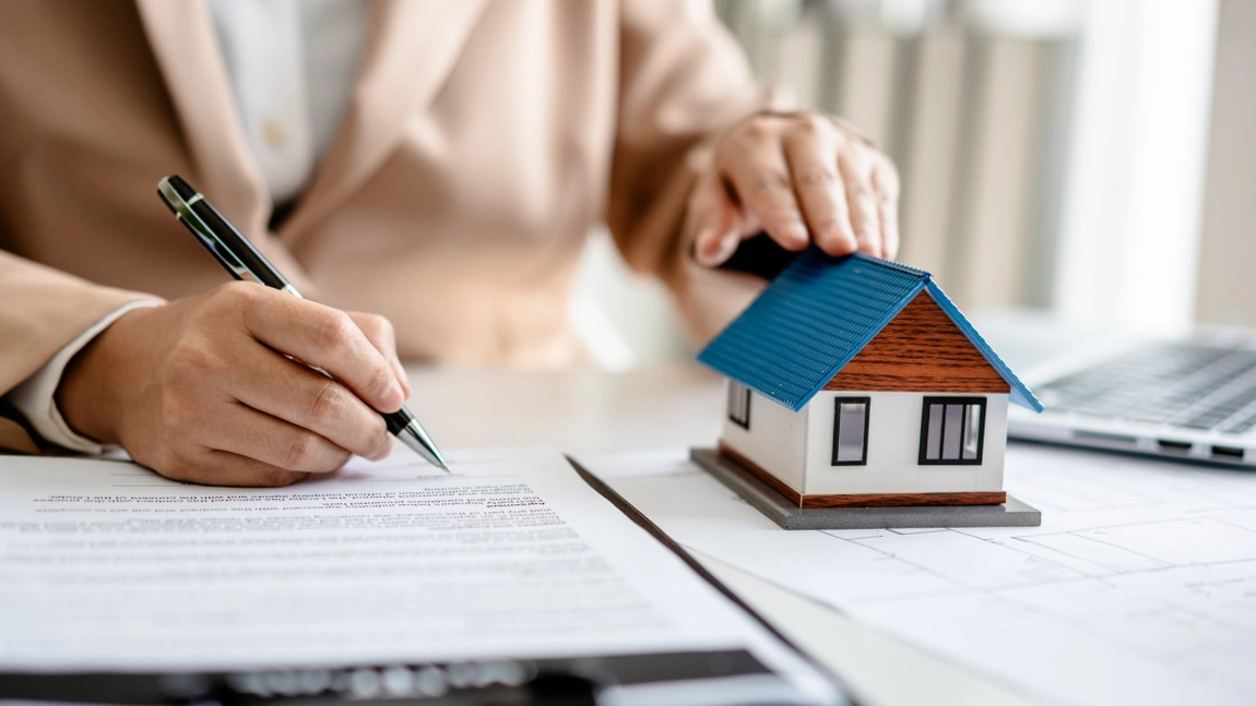 Explozia de la blocul din București a speriat ieșenii, care își fac ...