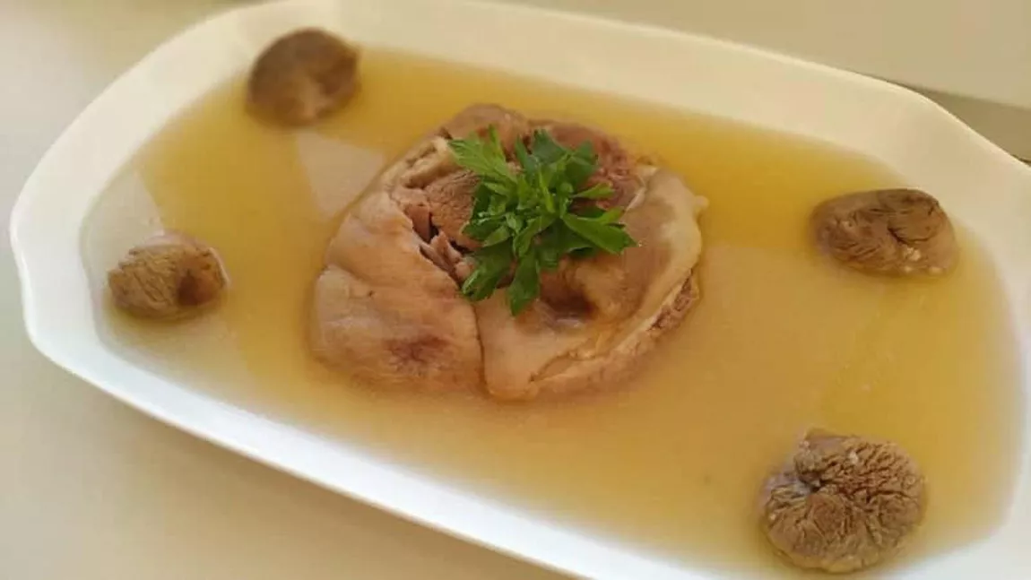 Când se pune gelatina în piftie: Secretele bunicii pentru cea mai bună ...