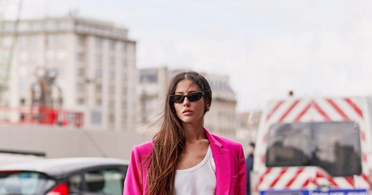 Fuchsia: Culoare care a înnebunit „fashionistele“ în sezonul de iarnă!