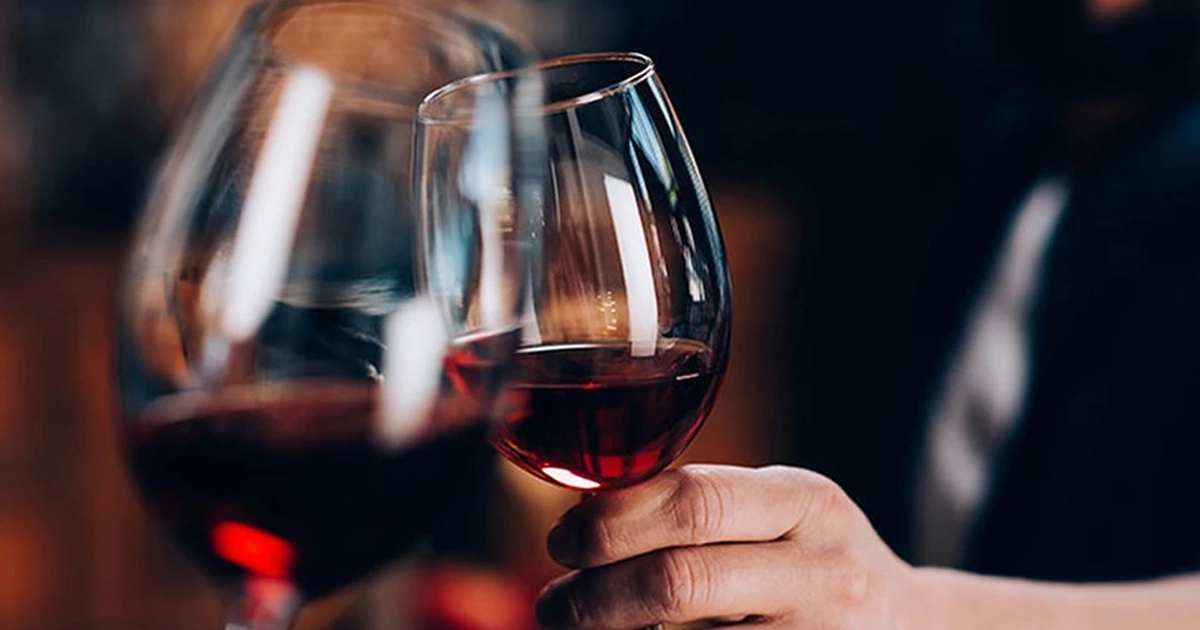 Când se pune dioxid de sulf în vin? Care este principala sarcină a ...