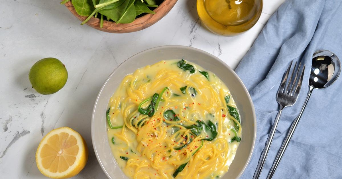 Sos alb pentru paste. O rețetă simplă și rapidă pentru un preparat ...