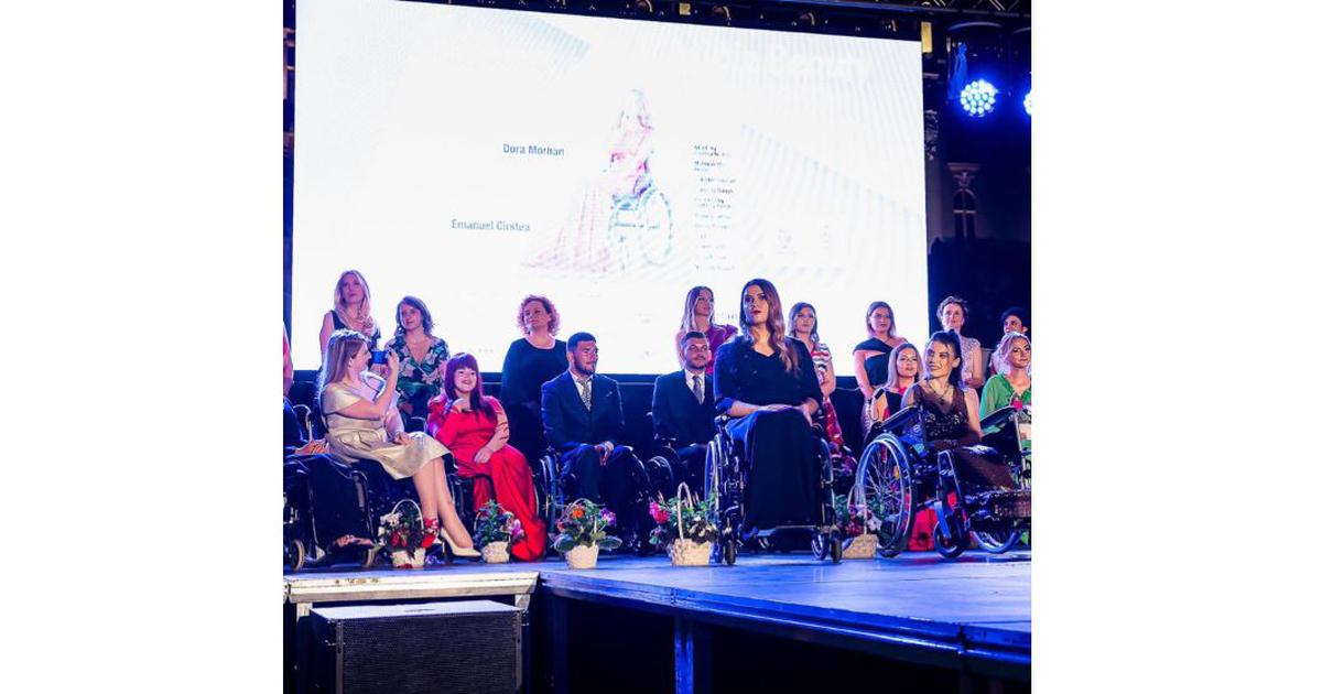 ,,Atipic Beauty Iași 2023” by Magda Coman, în Parcul Palas: 12 modele ...