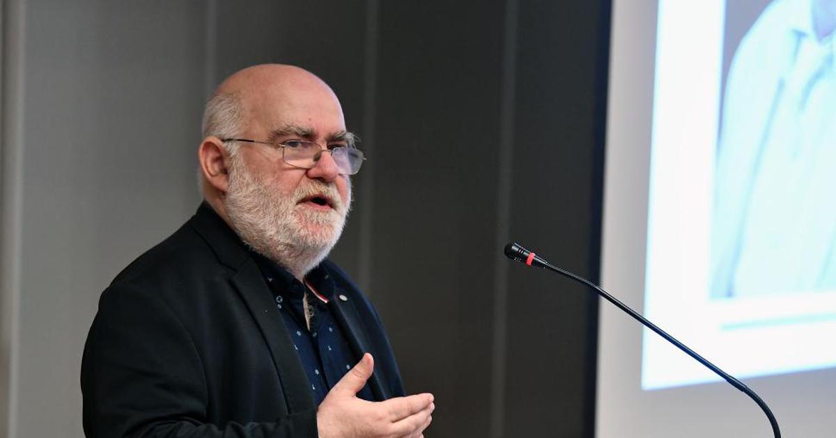 Sociologul Alfred Bulai a făcut cerere de pensionare din SNSPA după ce ...