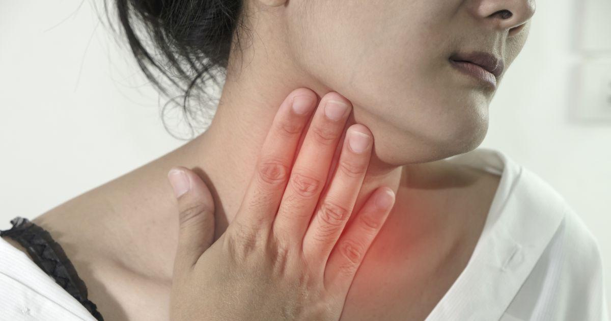 De ce se umflă ganglionii la gât? Afecțiunile care duc la inflamare