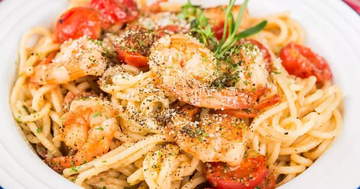 Rețetă de spaghete cu creveți. Cum faci dintr-o rețetă simplă o masă ...