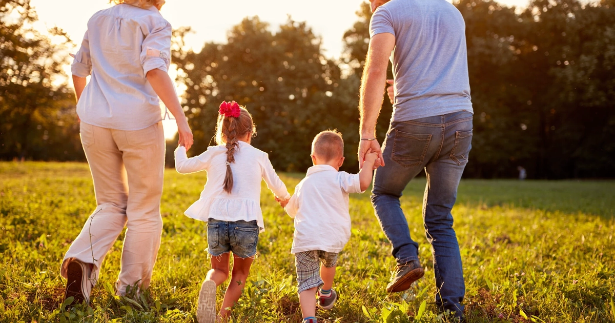 Părinții nu au voie să își ducă copiii mici în acest loc! Amenzile sunt ...