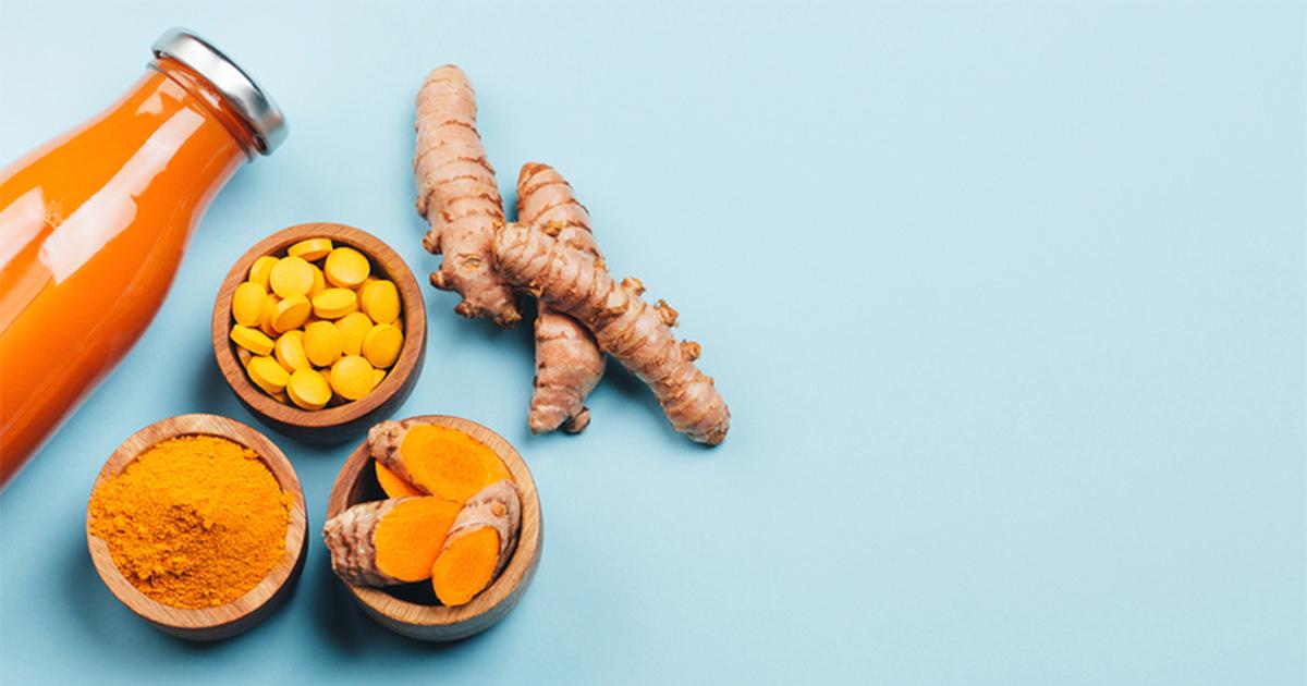 Curcuma sub formă de pastile. Administrarea corectă poate aduce ...