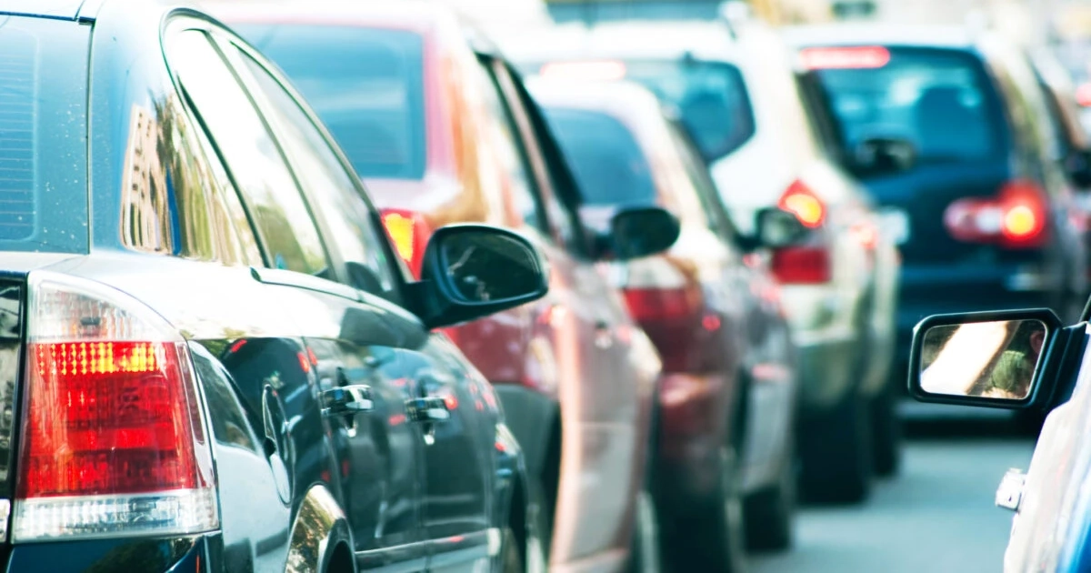Va fi interzis la toate mașinile! Șoferii români trebuie să se ...
