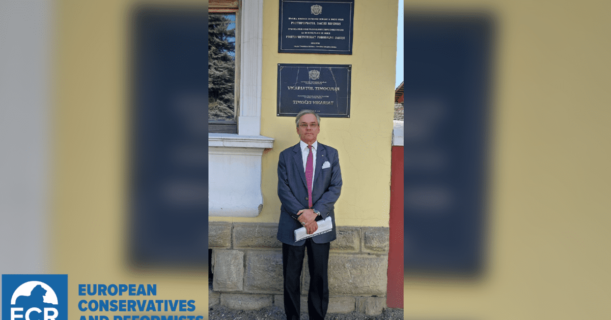 Deputatul european Șerban Dimitrie Sturdza a vizitat Vicariatul Ortodox ...