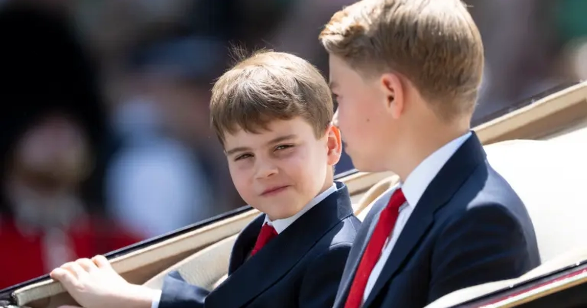 Prințul Louis a făcut show pe balconul Palatului Buckingham! Nu o să-ți ...