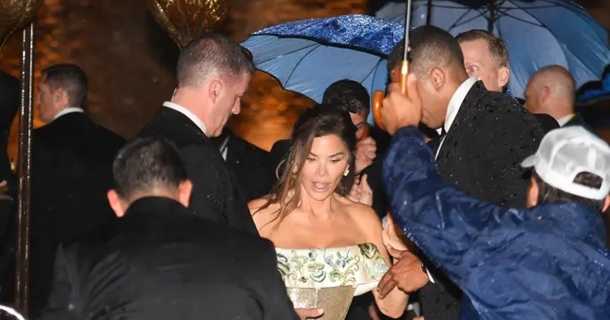 Haos total la nunta lui Jeff Bezos! Ce s-a întâmplat i-a lăsat pe toți ...