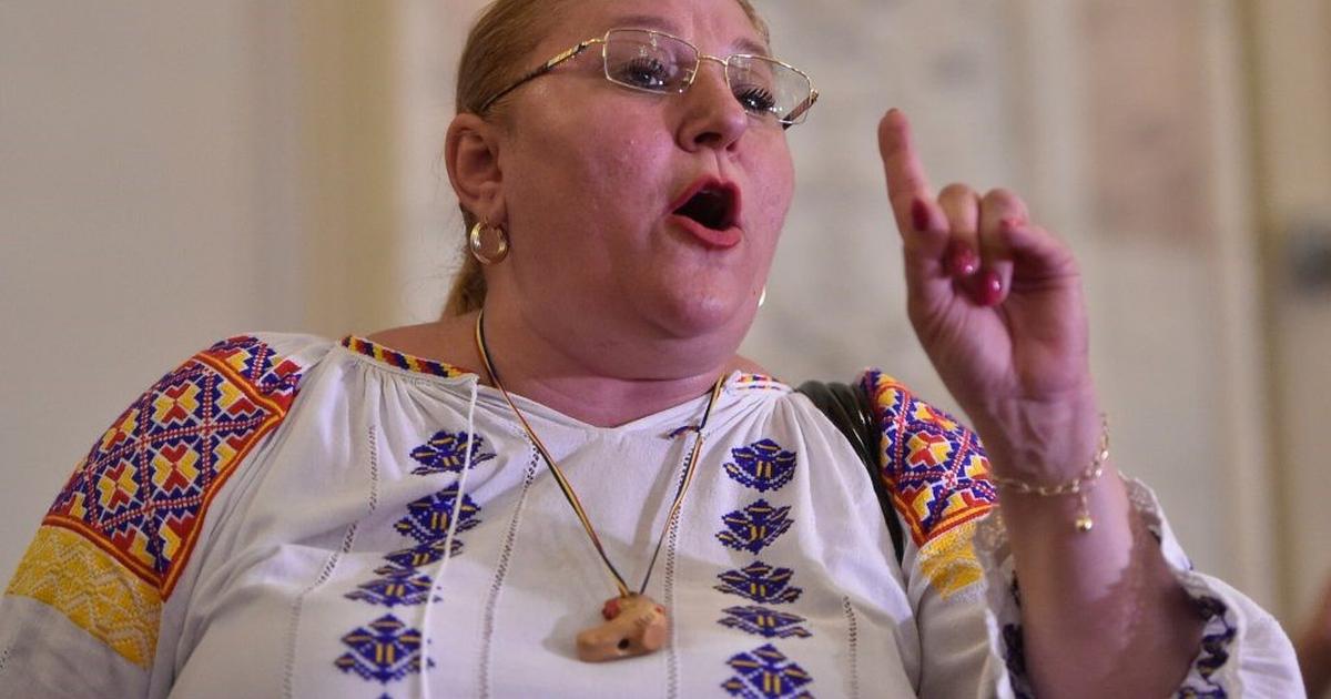 Diana Șoșoacă l-a pus la punct trapper-ul care a înjurat România: „Ești ...