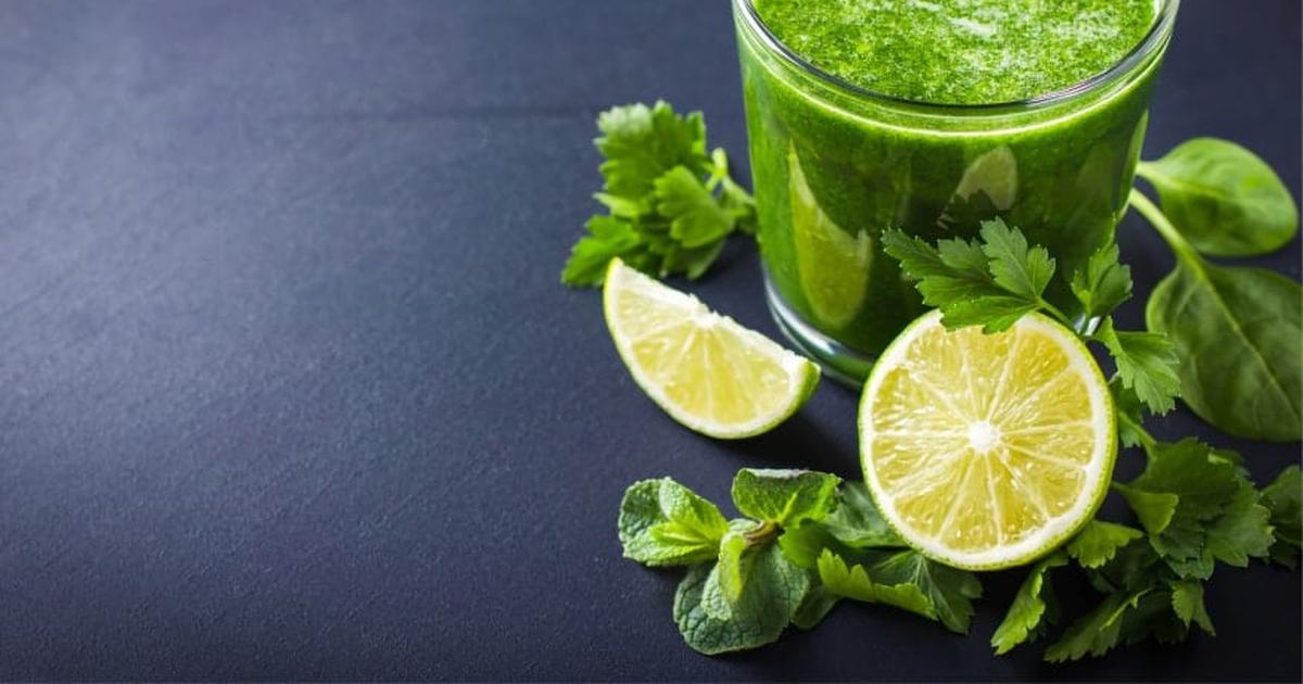Rețeta pentru sucul de pătrunjel la blender - Iată ce beneficii ...