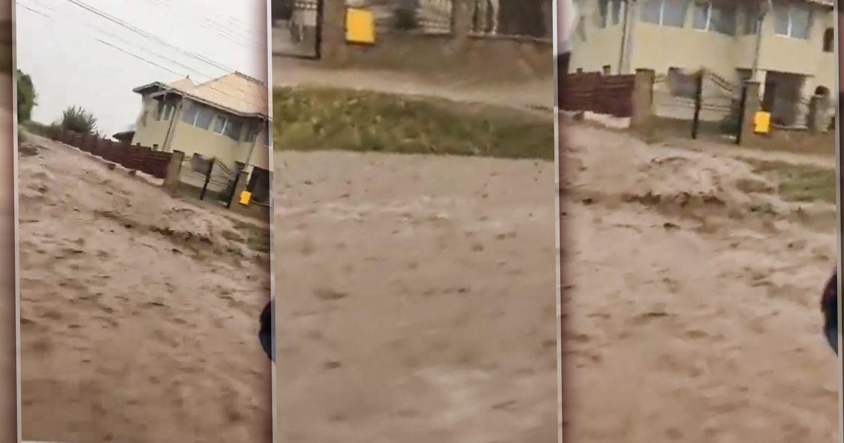 Inundațiile au făcut prăpăd în Budăi și au afectat partea carosabilă ...