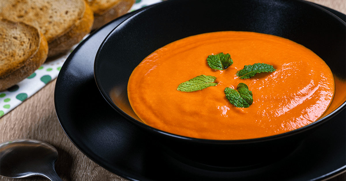 Supă cremă de ardei copt. Rețeta perfectă pentru sezonul de toamnă ...