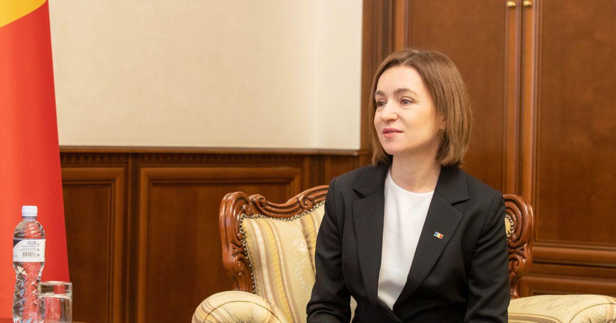 Președintele Maia Sandu: "Am fost ținuți captivi departe de lumea ...