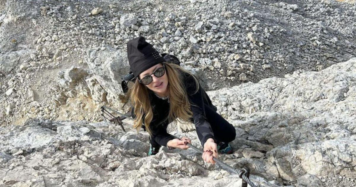 Delia Matache s-a accidentat în timpul urcării pe munte! Ce s-a ...