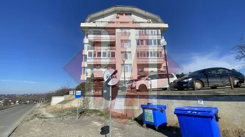 Blocul din Breazu care distruge DJ282. Acesta nu are canalizare